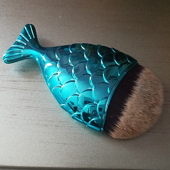 Makeup | Brush Fish Blue | Poshmark